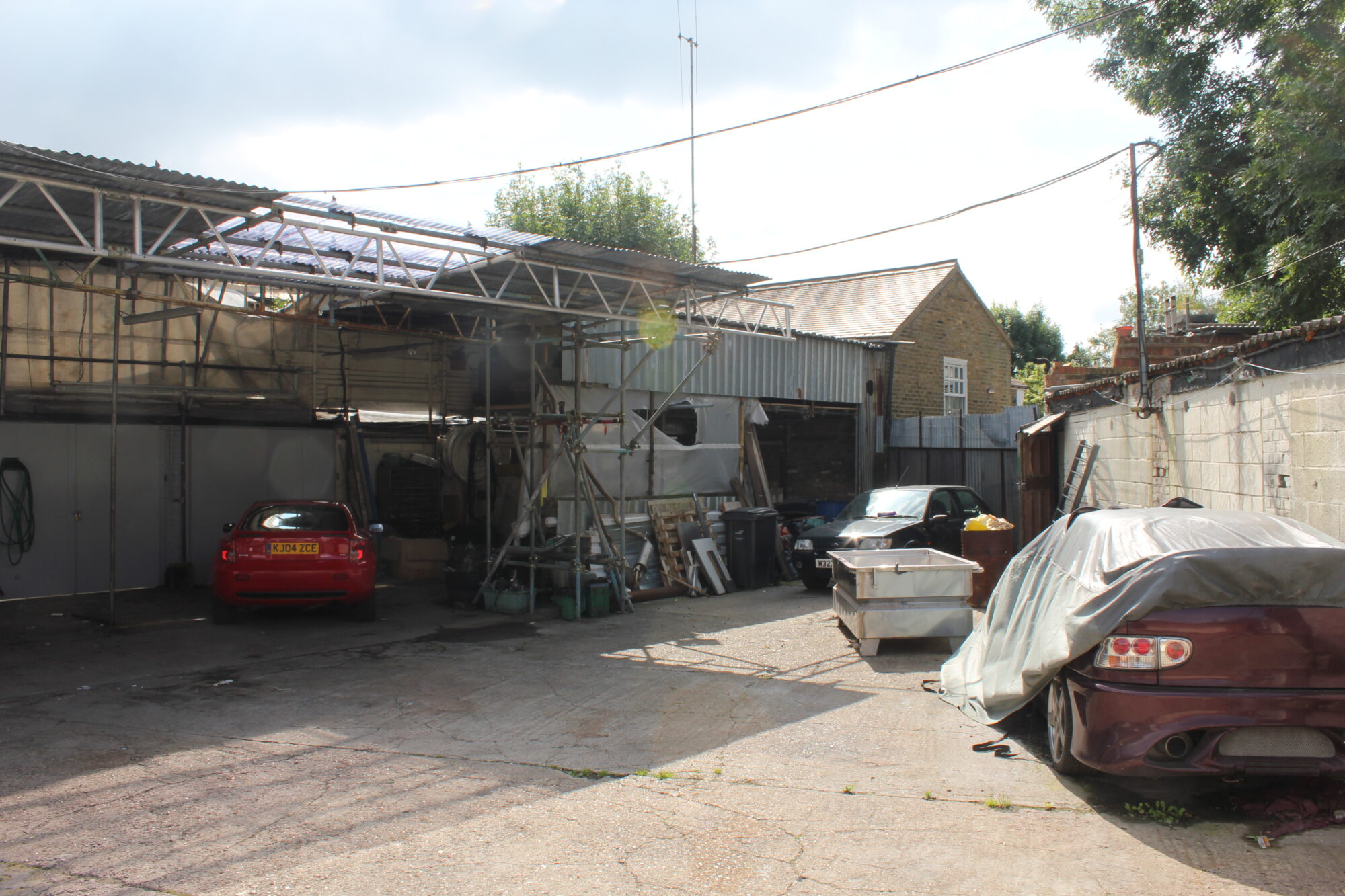 FOR SALE: 95a Mitcham Lane, Streatham, London SW16 6LY – Freehold ...