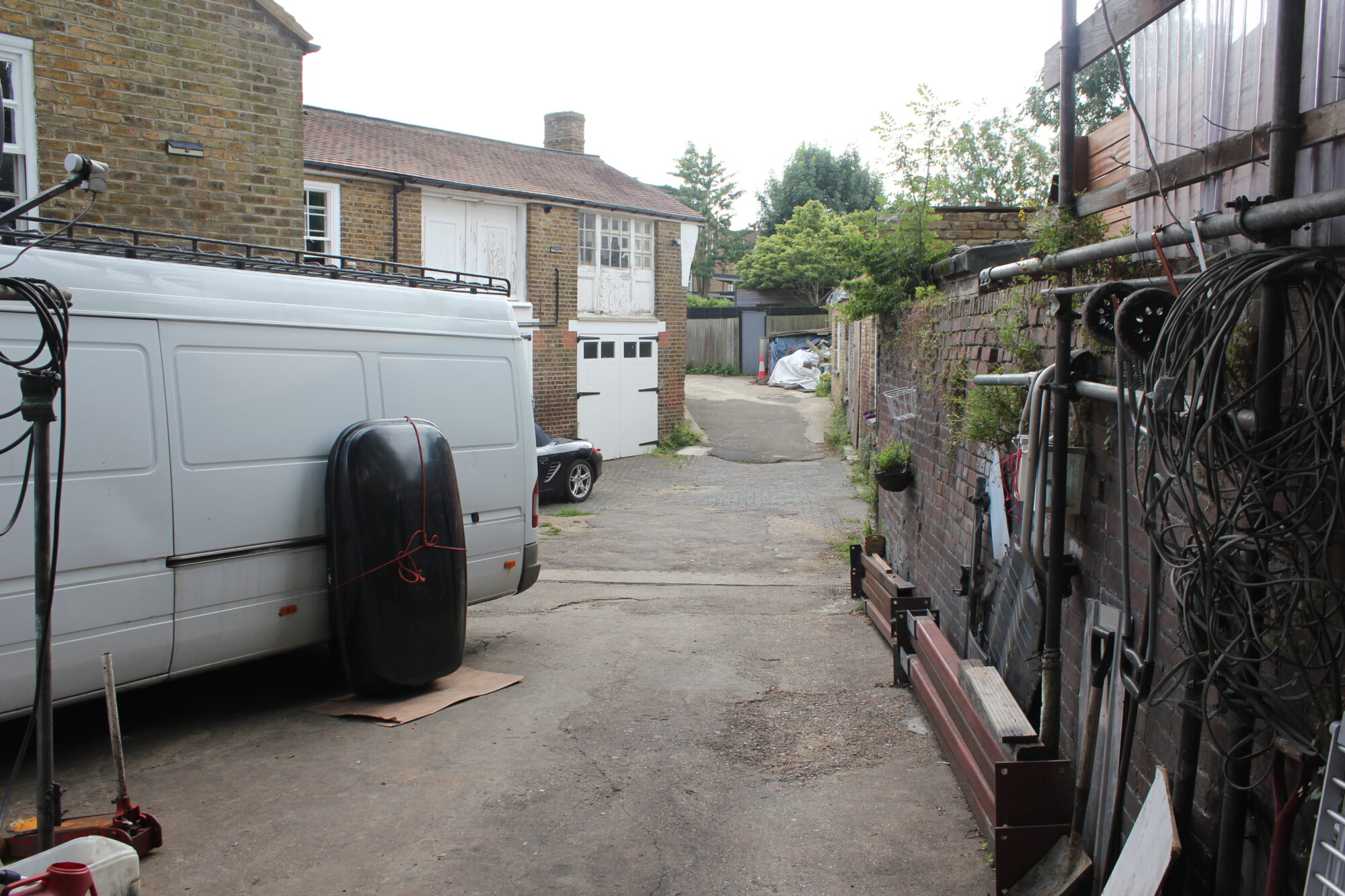 FOR SALE: 95a Mitcham Lane, Streatham, London SW16 6LY – Freehold ...